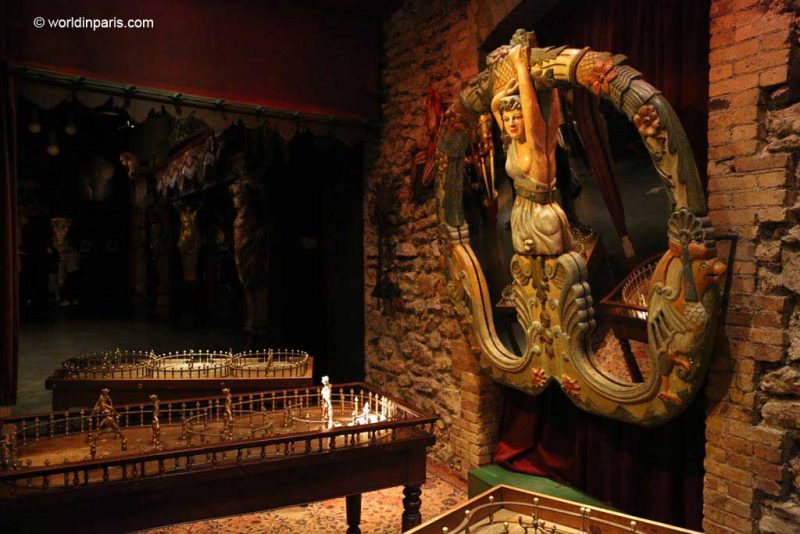 Le Musée des Arts Forains, Paris: Fairground Artifacts & Quirky ...