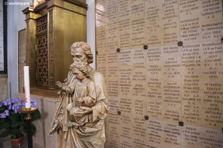 The Thrilling History of the Picpus Cemetery | World In Paris