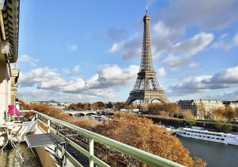 Best Apartments in Paris with View of Eiffel Tower | World In Paris
