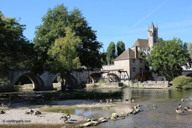 Going with the Flow in Moret-sur-Loing | World In Paris
