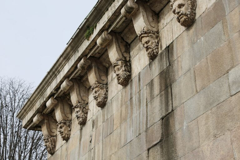 15 Curious Facts about the Pont Neuf, Paris | World In Paris